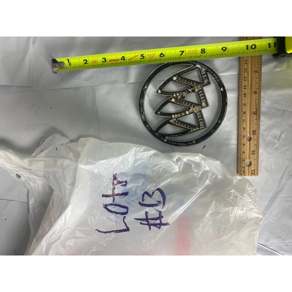 Buick | Other | Buick Trishield Grille Emblem Chrome Round Badge Oem ...
